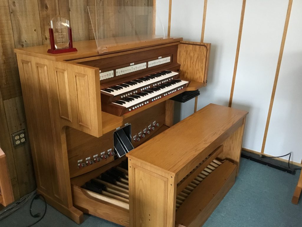 Rodgers Church Organs – Dewey Kruger Music