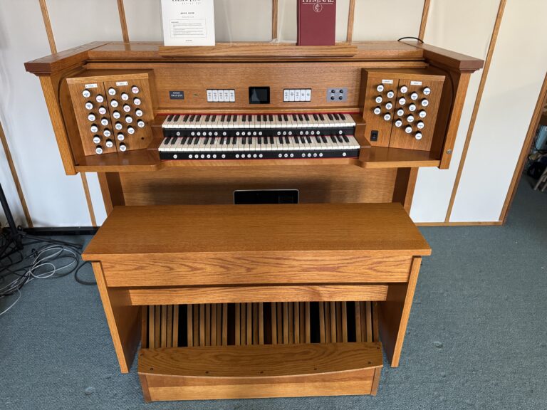Just Arrived! New Rodgers Model 239 2-Manual Lighted Drawknob Organ ...